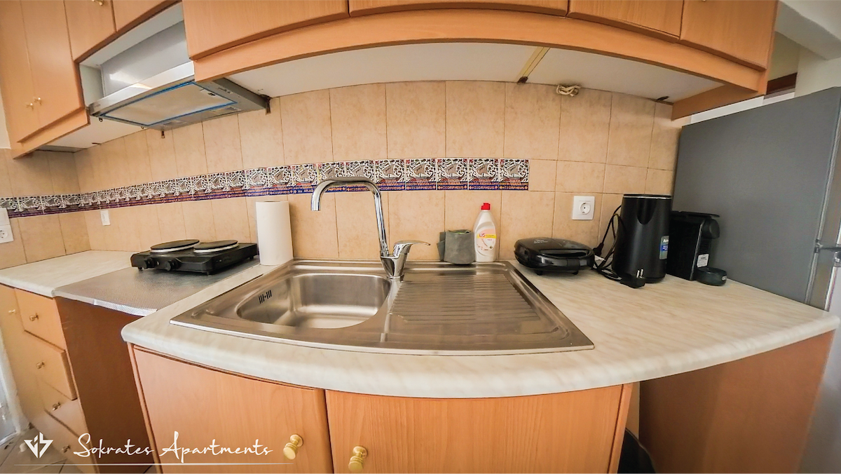 Sokrates Apartments – Standard 2 - Wohnungen zur Miete in Lygourio ...