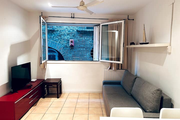 Central Apartment 200 Mts From The Beach. Parking* - Lloret de Mar