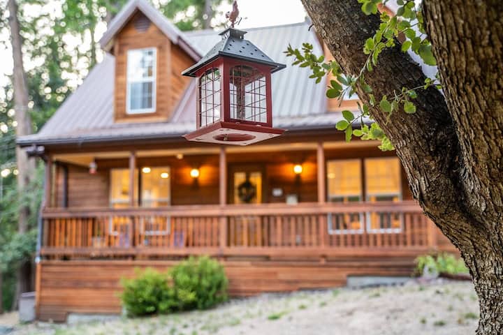 Cedar River Cabin - Wawona, CA
