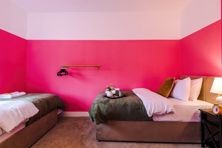 Trendy 3 Br Pad Manchester - Manchester