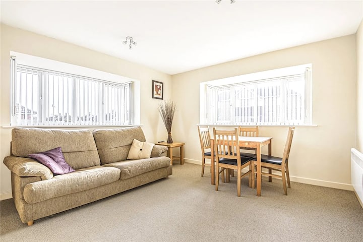 Cozy 2-bedroom Apartment With Dedicated  Parking - Oxford