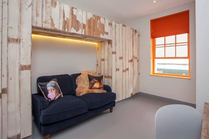 Higgihaus St Mary's Apts Front - 