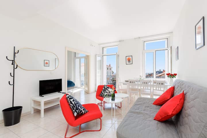 Bngo | The Ruby Suite | 7 Pax, Sea View, Center - Cannes