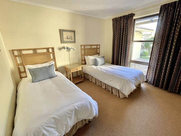 Ocean Mooring Garden Apartment | 4 Bedrooms - Port Alfred