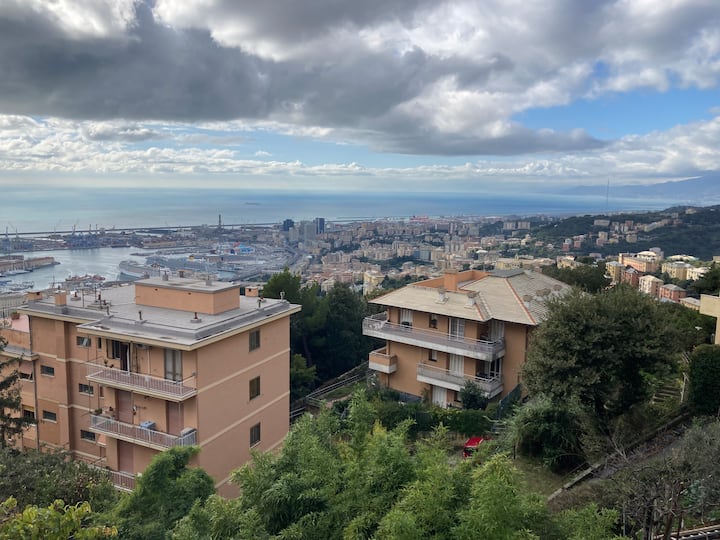 Studio Au Vert Sur Les Hauteurs De Gênes. - Génova