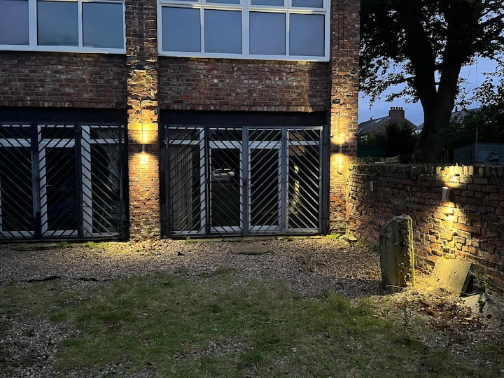 The Studio At The Shack - Altrincham