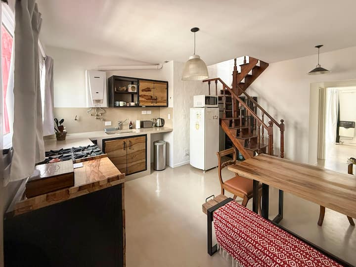 Bright And Comfy Apartment 4 Pax - San Martín, Argentina
