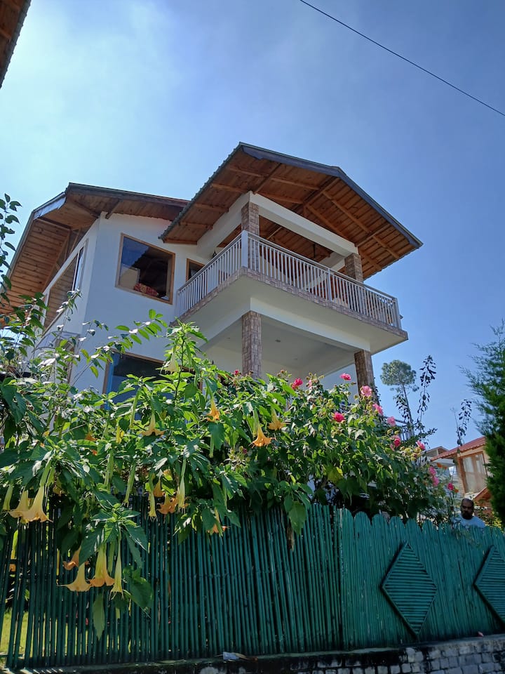 The Kumaon Chapter Cottage - Ranikhet