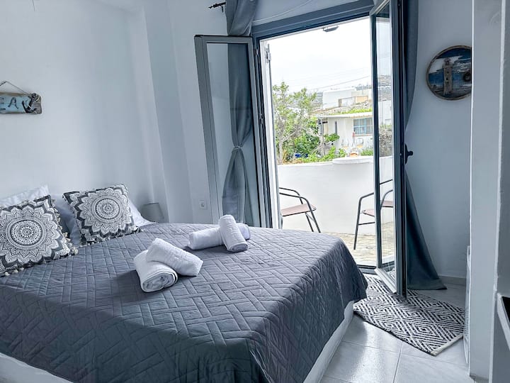 Double Room With Balcony 1 - Santorini