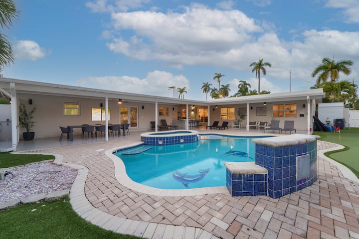 Luxury Spacious Villa 10 Min Walk To Beach - Hollywood, FL