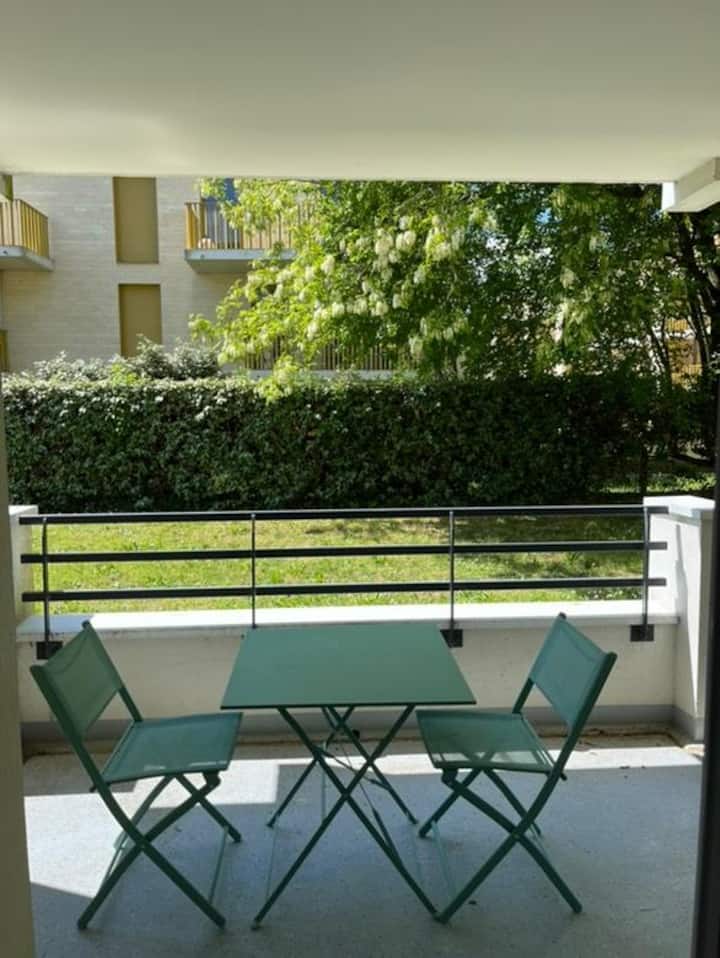 Appartement Cosy 10min Du Centre - Villenave-d'Ornon