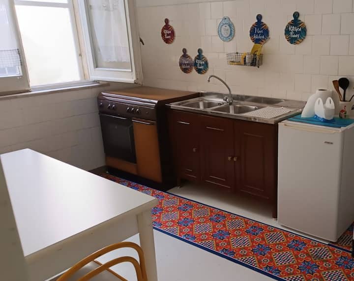 Luminoso, 5pax, Parking Wifi, - Erice