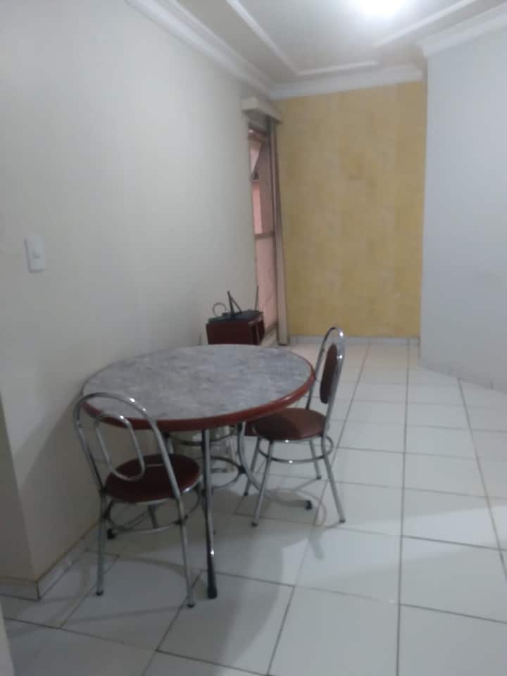 Apto Próx, Hu, Centro - Montes Claros