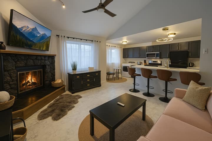 Modern Comfort > Cozy & Charming Style>back Yard - Chugach State Park, Anchorage