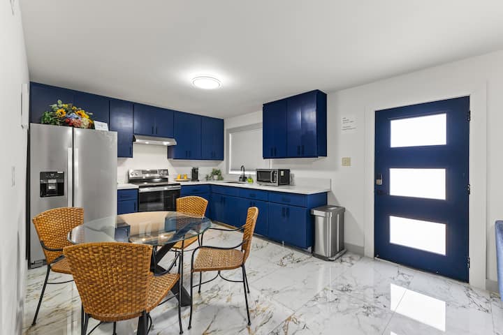 #108 Simple Stay - Glendale, AZ