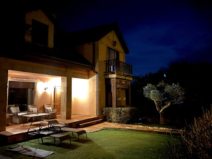 Dario House - Isla