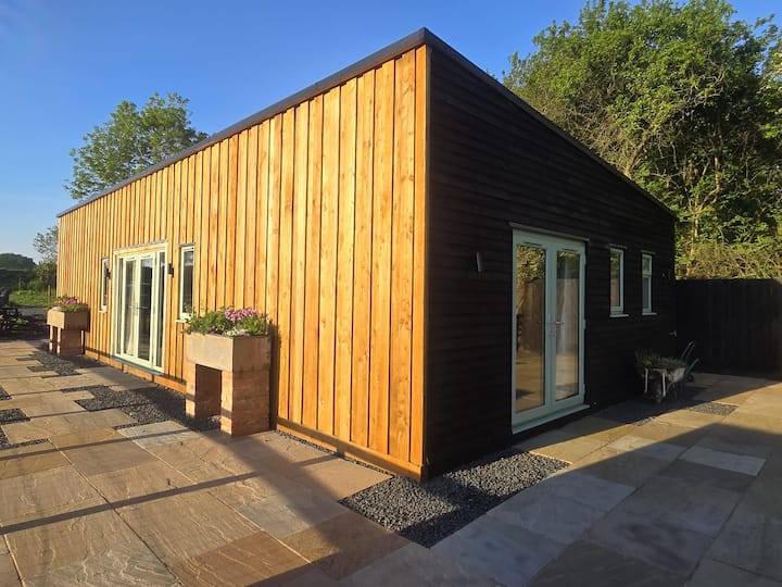 The Chicken Shed Farm Stay - Stourport-on-Severn