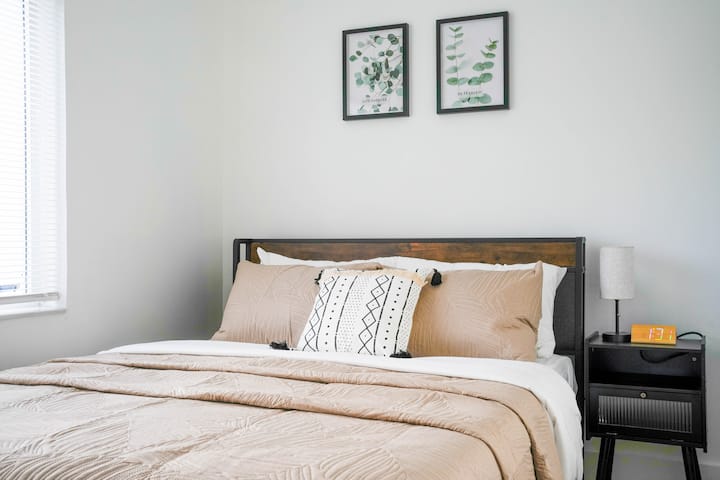 Modern 2br Family Retreat - West Palm Beach, FL