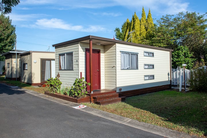 One Bedroom Ensuite With Triple Bunk - Mount Gambier