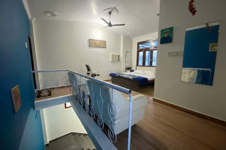Royal Palm Villa - Kanpur