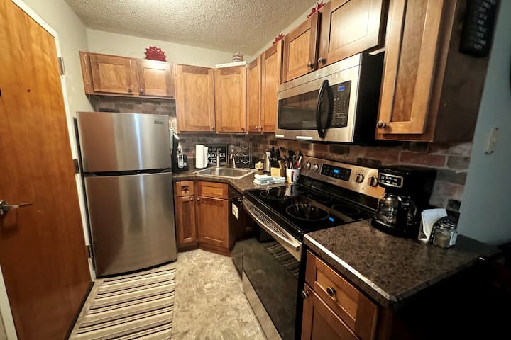 1 Bed/1 Bath | Ski In/out | Discounted Hv Passes - Ellicottville, NY