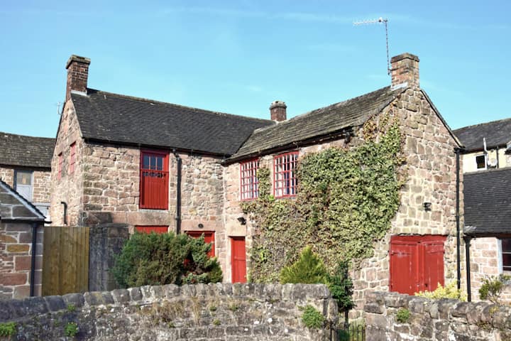 Historic Tinsmiths Cottage - 매틀록