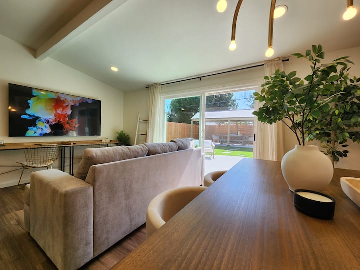 Retreat And Rebirth Near Disney - Anaheim