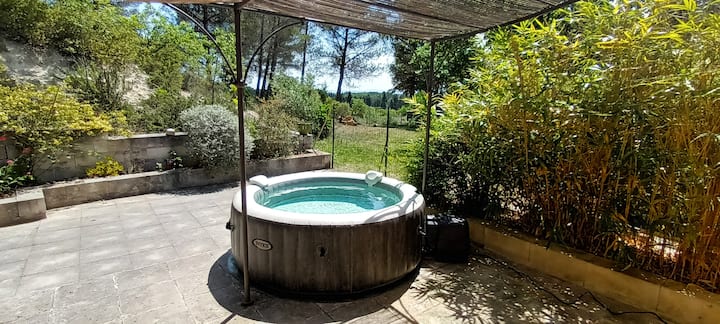 Le Gite De Cambuisson - L'Isle-sur-la-Sorgue