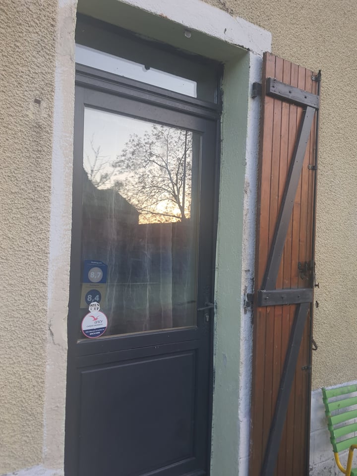Gite Chante Cristal Target  Allier Rhône Alpes A71 - Montmarault