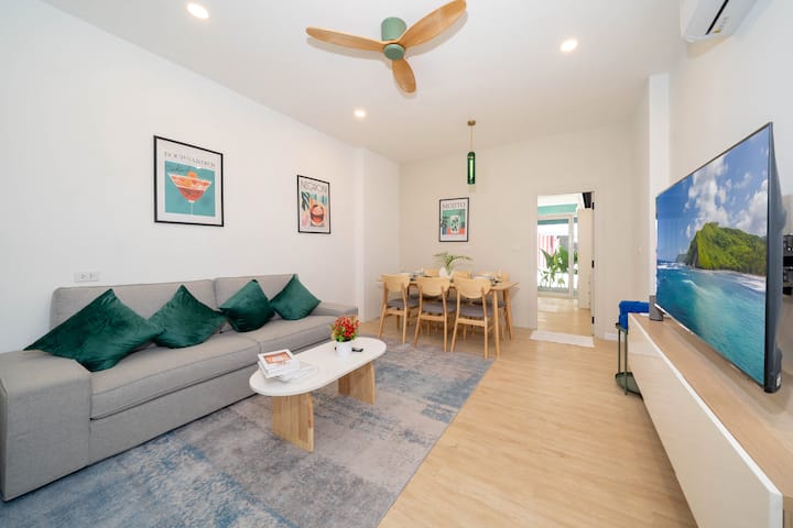 Beach House/5beds/patong/friends - Patong Beach
