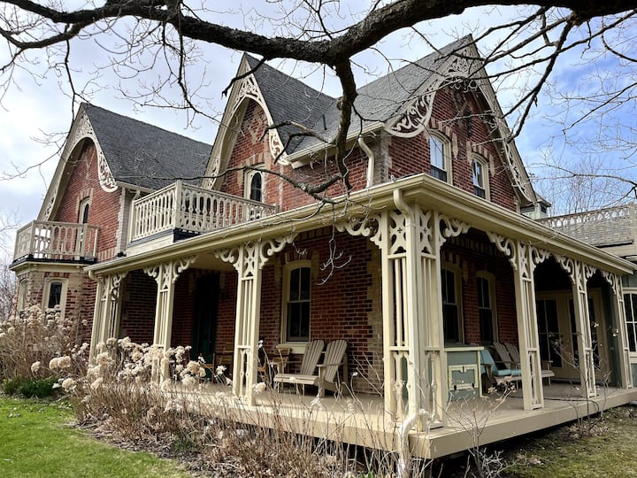 Beautiful Farmhouse Near The Gta - Alliston