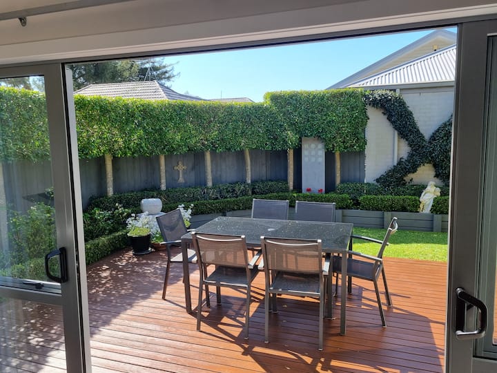 Beautiful Townhouse - Auckland