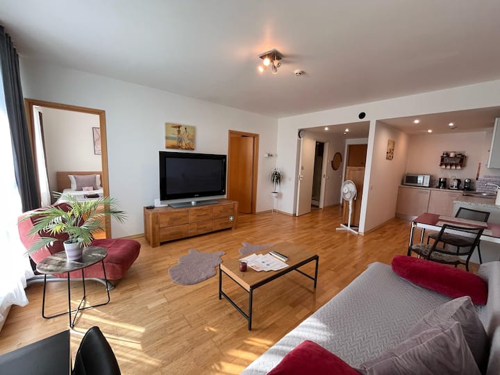 Charming 3-room Rooftop Apartment With Big Balcony - Tallinn
