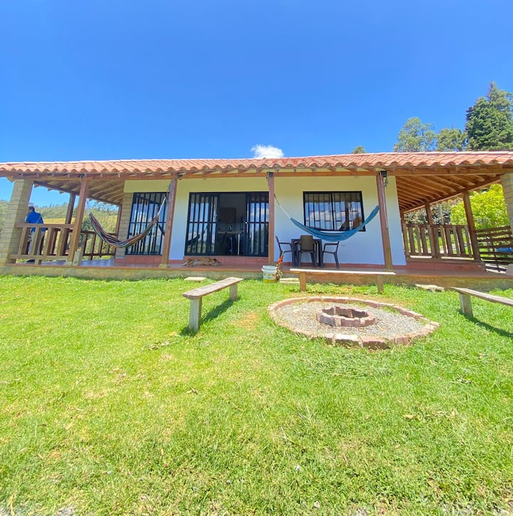 Finca Con Jacuzzi Wifi Y Zonabbq - Guarne