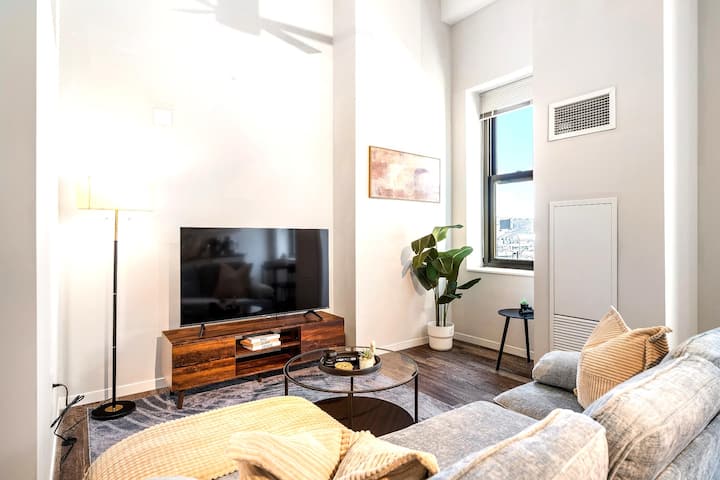 Cozy 1br In Downtown | Walk To Stadiums + Gym - Covington, KY