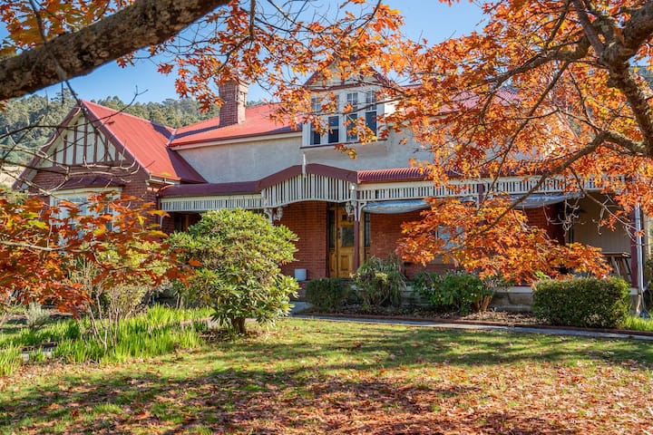 Franklin Lodge - Iris Room - Huonville