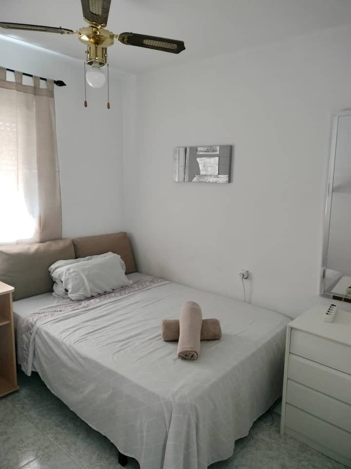 Brenes3- Habitacion N 3 - Sevilla