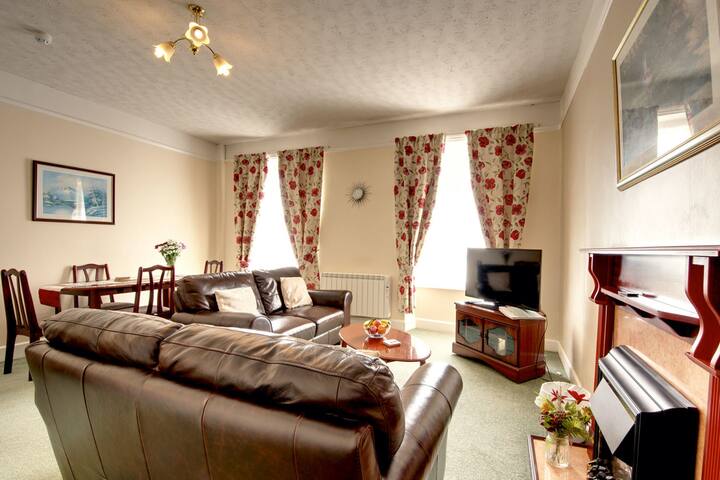 Tracy - Barnstaple