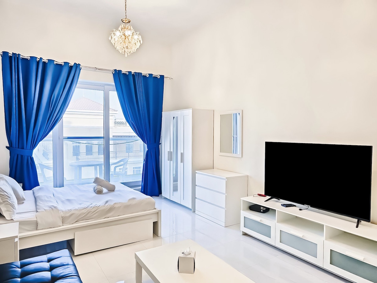 Elegante estudio King + sofá cama MK Residence JVC - Departamentos en ...