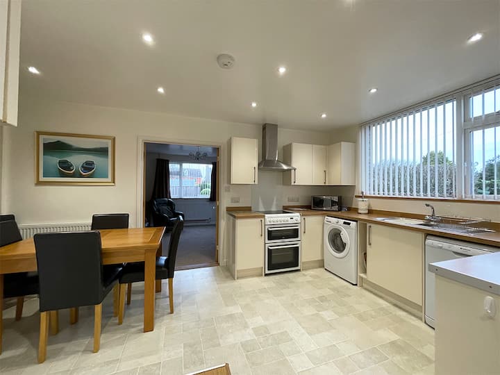 Purbeck Lodge (Sleeps 4) - Swanage