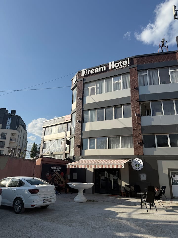 Dreamhotel - Chisináu