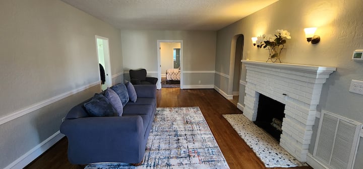 Luxurious Rental House Awaits. - Newport News, VA