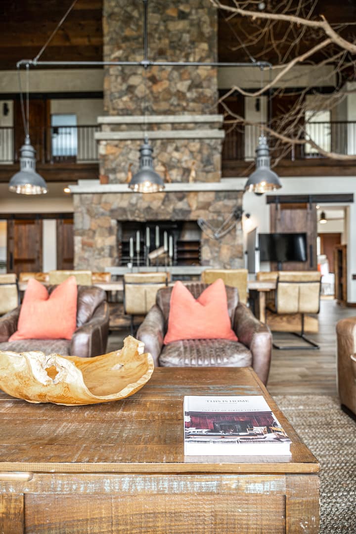 The Elmwood Wellness Estate - Hamilton, ON, Canada