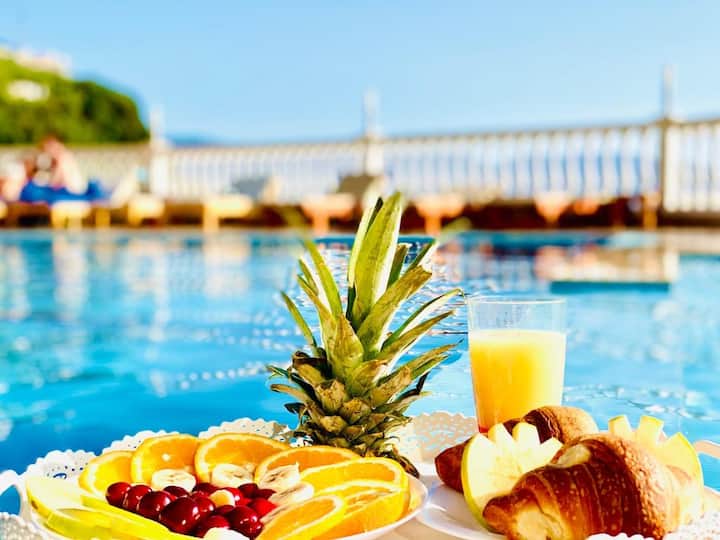 Wonderful Apartament With Pool And Sea View 1 - アルバニア