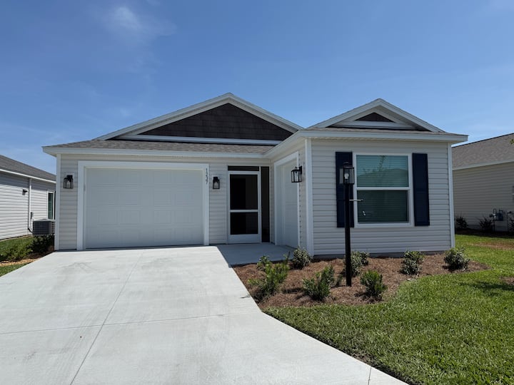 Half Mile To Eastport Area - Wildwood, FL