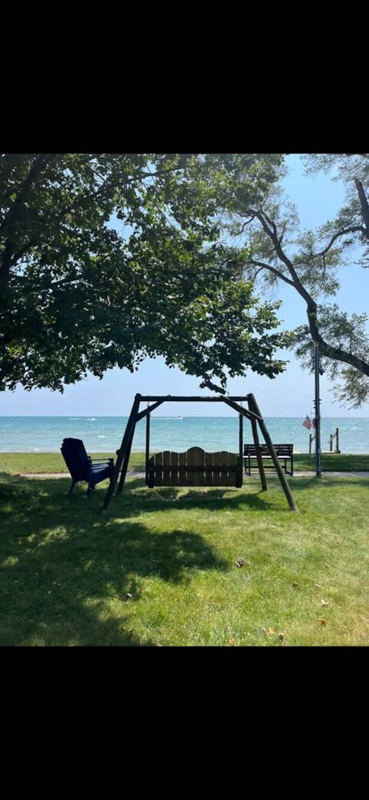 Bayview Resort Home - Tawas City, MI