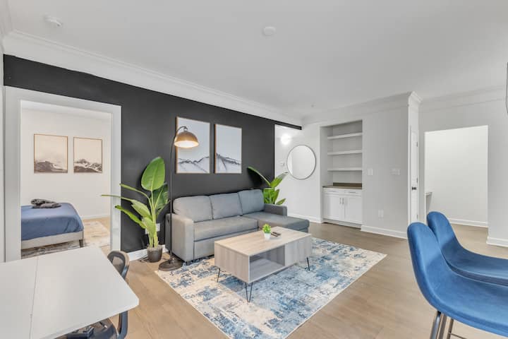 Upscale King 2br Suite—mins To Downtown Raleigh! - Cary, NC