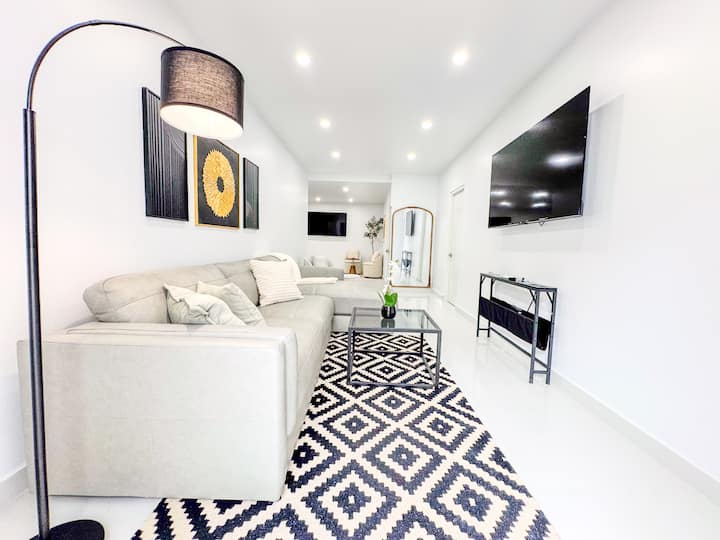 Villa Aries 6br/7ba W/ Pool & Power Generator - Puerto Rico