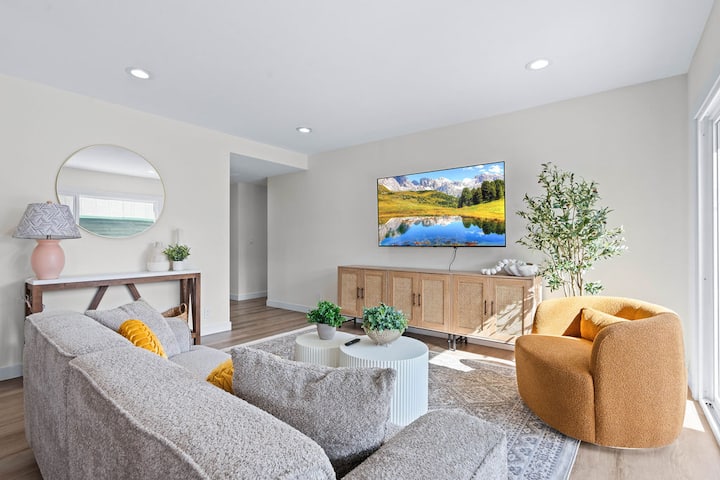 Charming Pool Home In Gardena Close To Lax & Sofi - Redondo Beach, CA