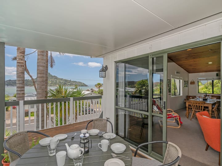 Hosts On The Coast The Harbourview Tairua - Pauanui